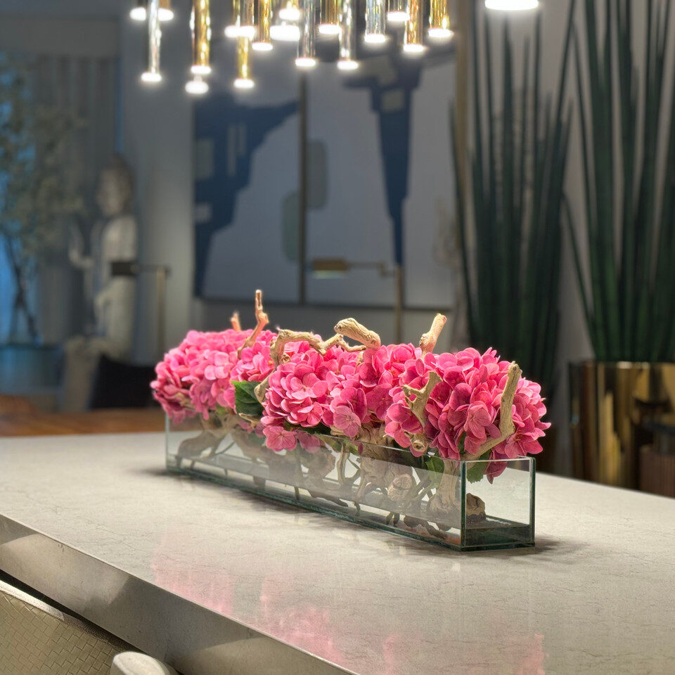Casa Moderna Glass Plate Planter with Hydrangeas and Driftwood - CFA ...