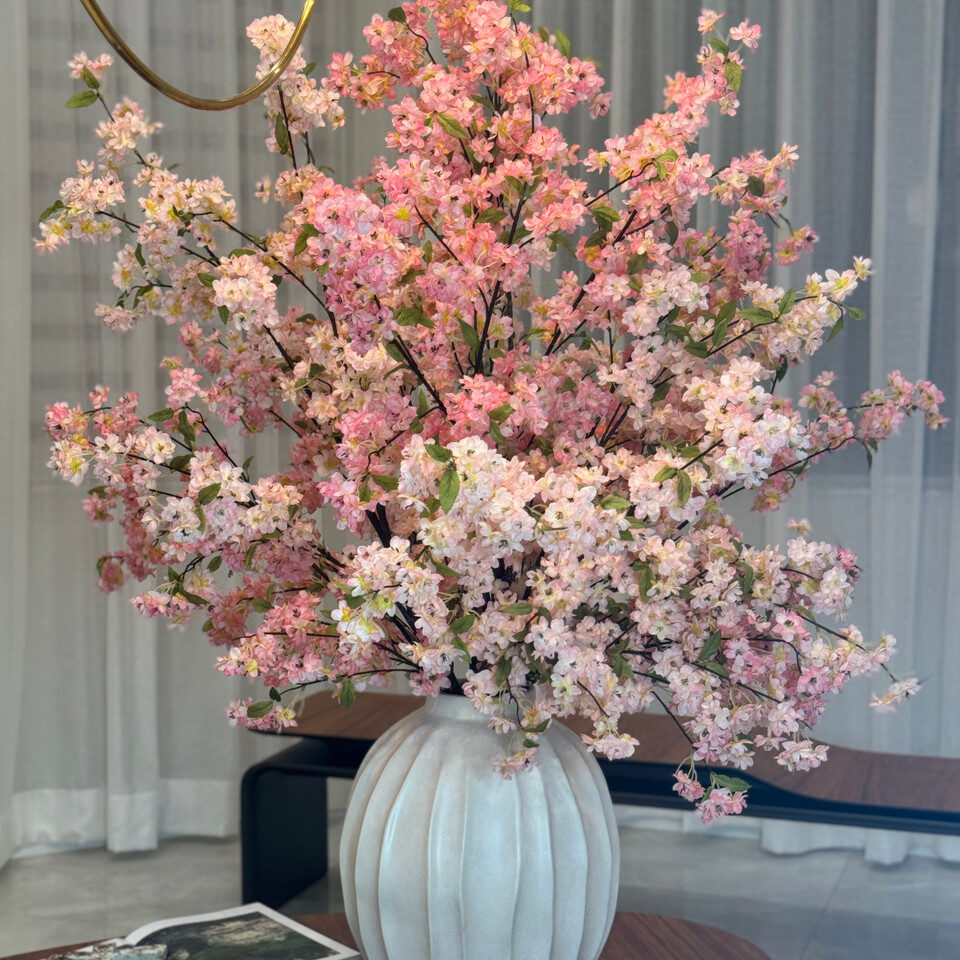 flower arrangements astoria vase with pink cherry blossoms – silviicia